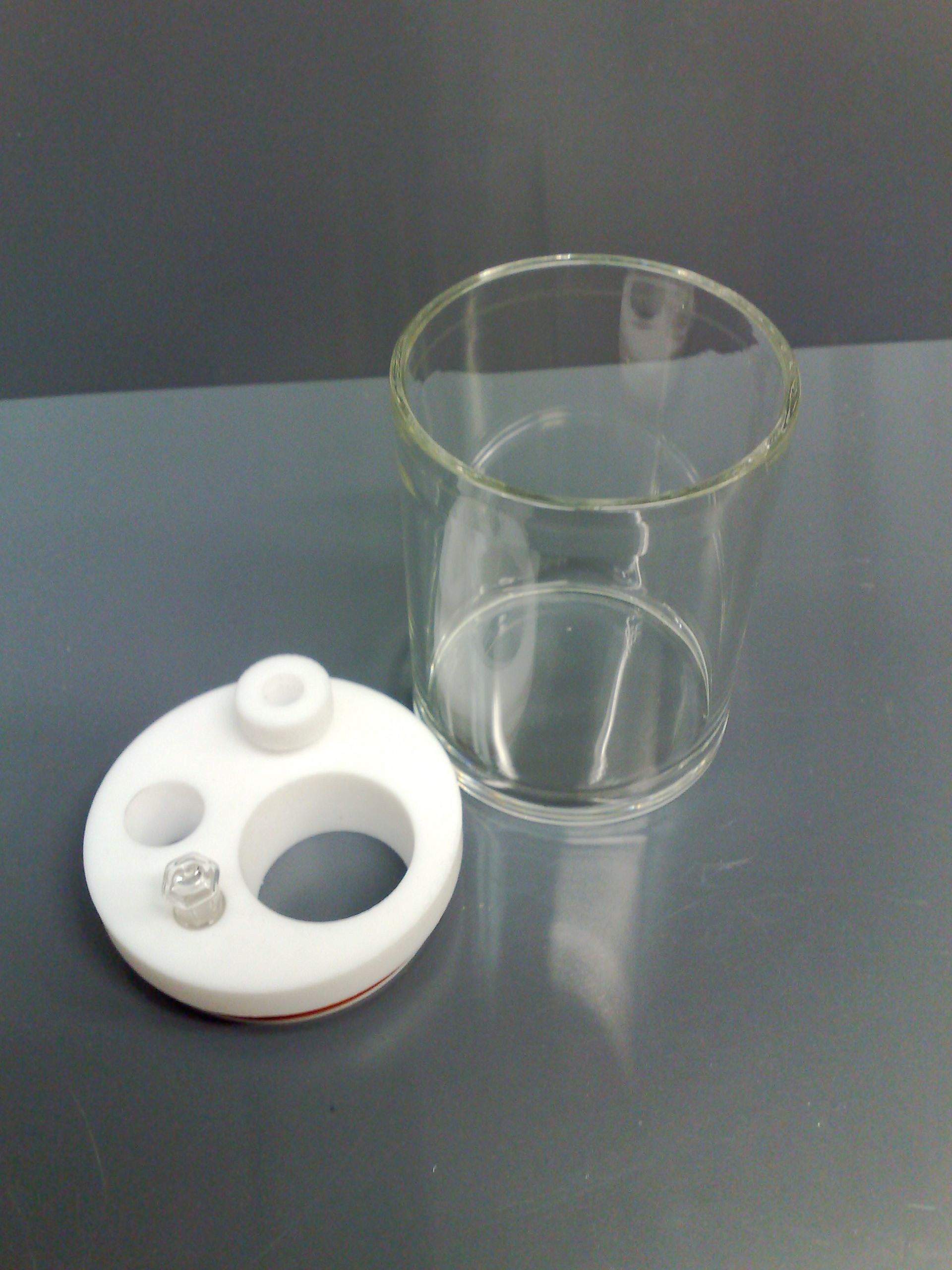 Ttiration Vessel Removable PTFE Lid